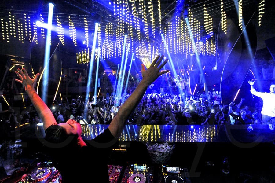 limos-in-miami-night-out-town – Premium Limo Service for Business ...